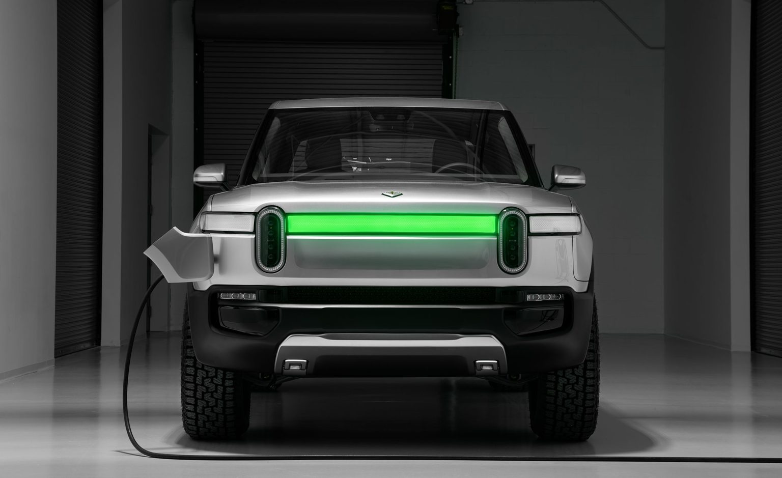 Soon, the Rivian R2 electric midsize SUV will come in a smaller size ...